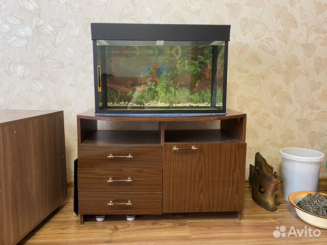 Аквариум с тумбой